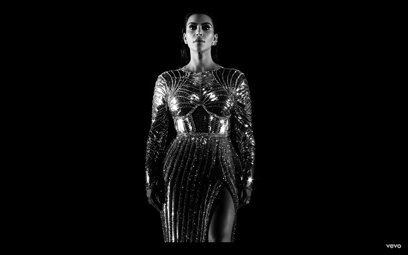 Kanye West - Wolves (Balmain Campaign) - Dynamic Wallpaper Club