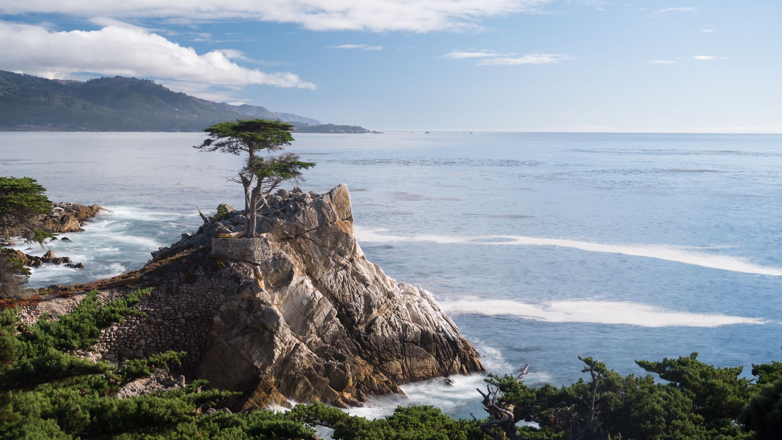 macOS Monterey - Dynamic Wallpaper Club