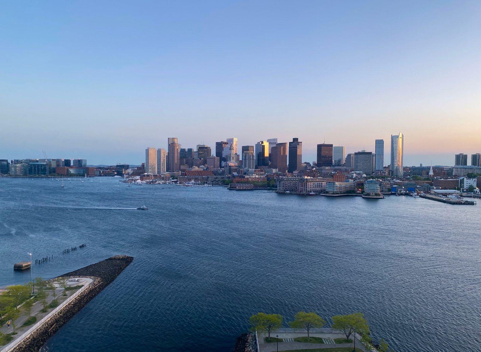 Boston - Dynamic Wallpaper Club